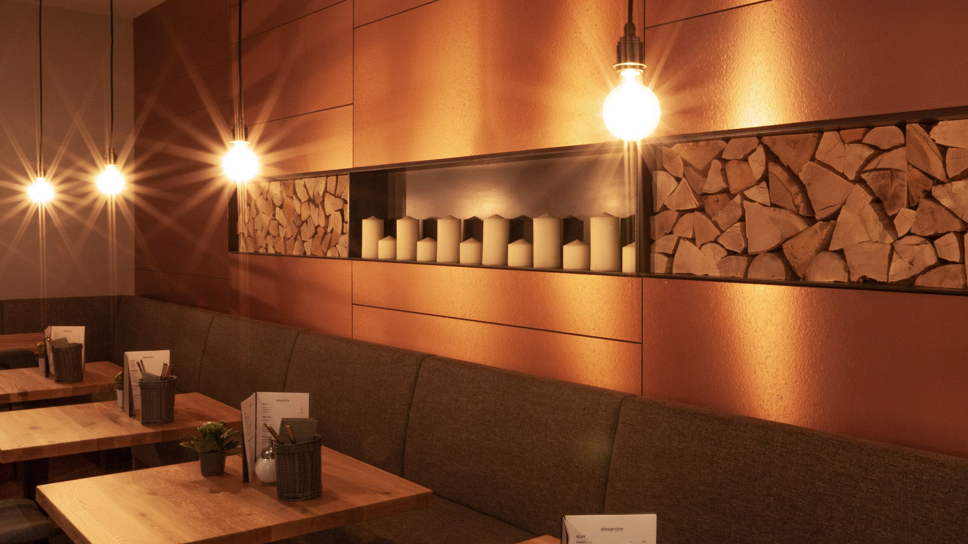 alexandre - CAFE | BISTRO | LOUNGE